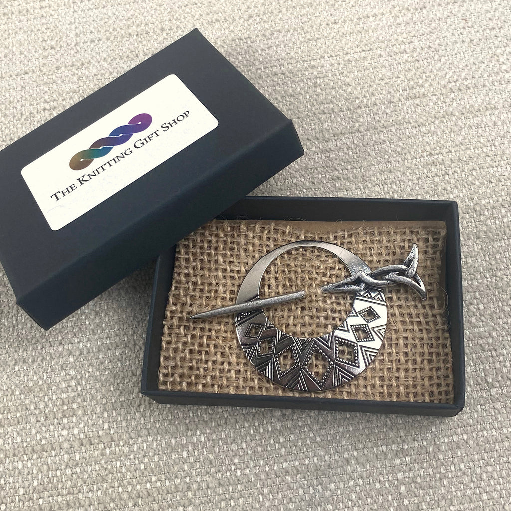 Fretwork Diamonds Design Shawl Pin